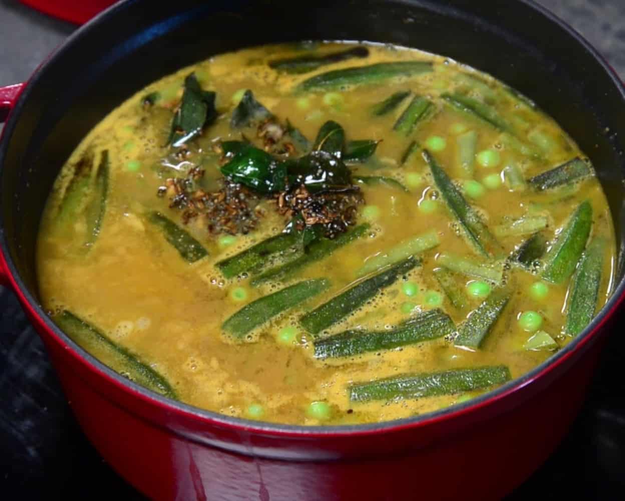 Sindhi Kadhi Recipe | Sindhi curry recipe - SecondRecipe