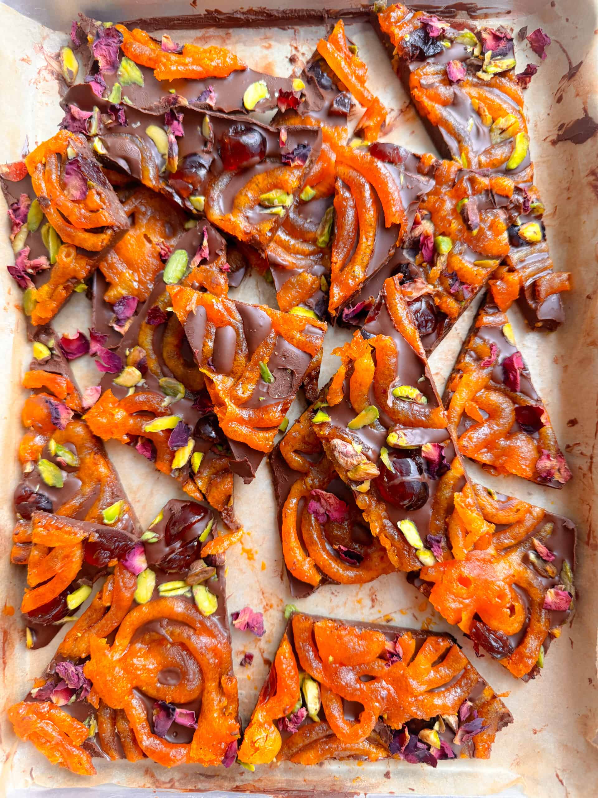 Jalebi Chocolate bark | Indian fusion dessert - SecondRecipe