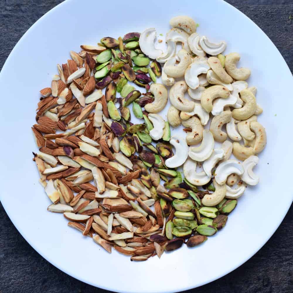 Sindhi Varo | Nut praline - SecondRecipe