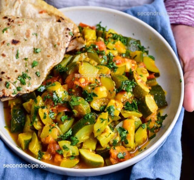 Easy Indian zucchini curry | zucchini sabzi recipe - SecondRecipe