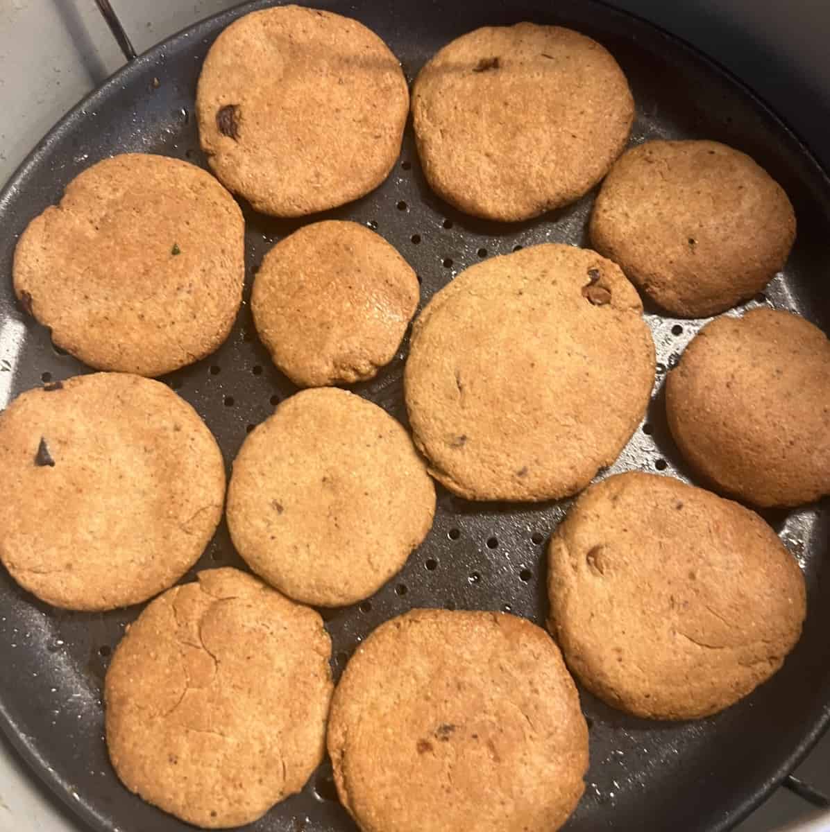 Khasta Achari Mathri recipe ( air fry / Deep fry) - SecondRecipe