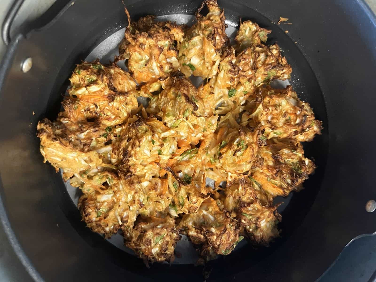 Air fryer mix pakora | crispy cabbage pakoda recipe - SecondRecipe