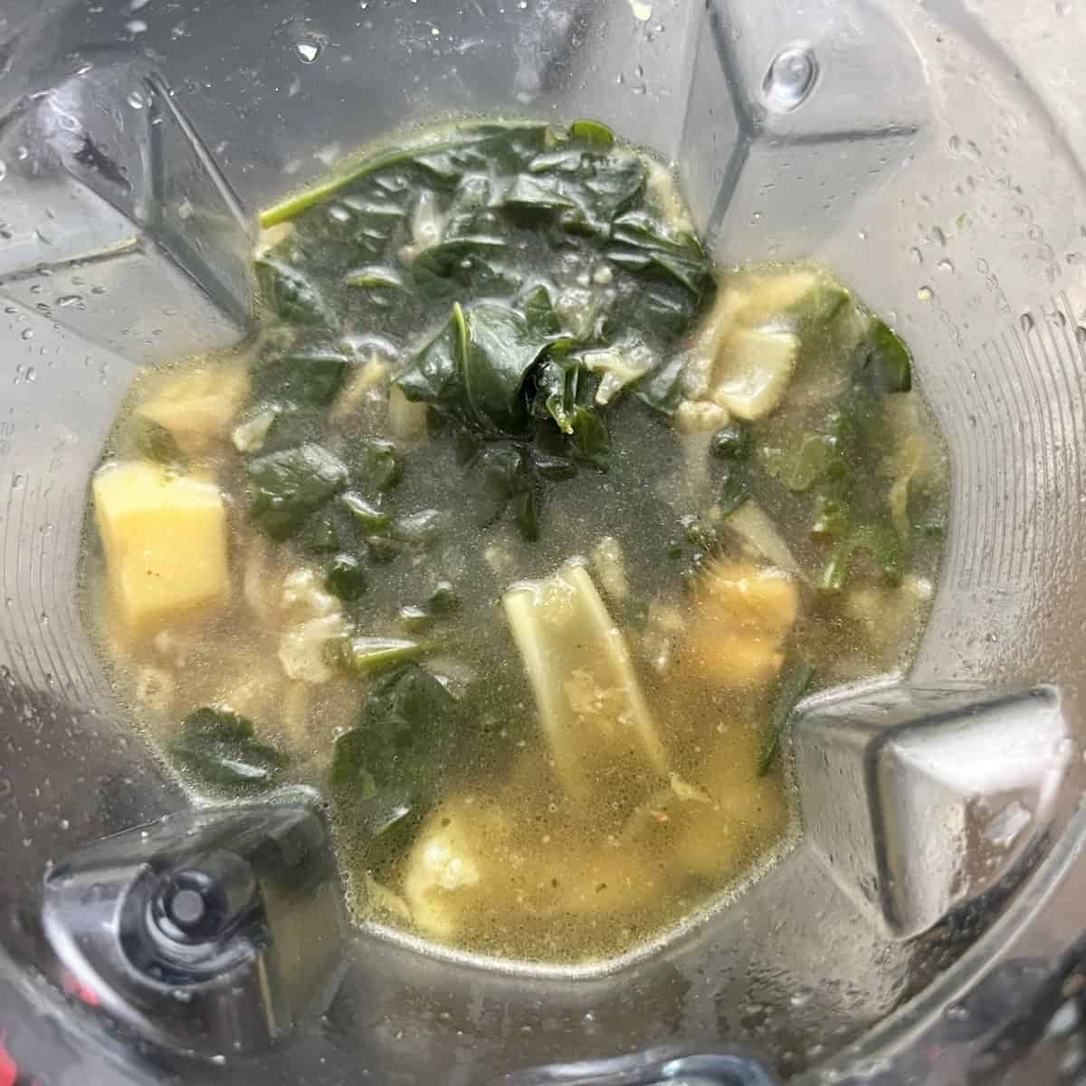 saag soup recipe | vegan spinach soup | palak shorba - SecondRecipe