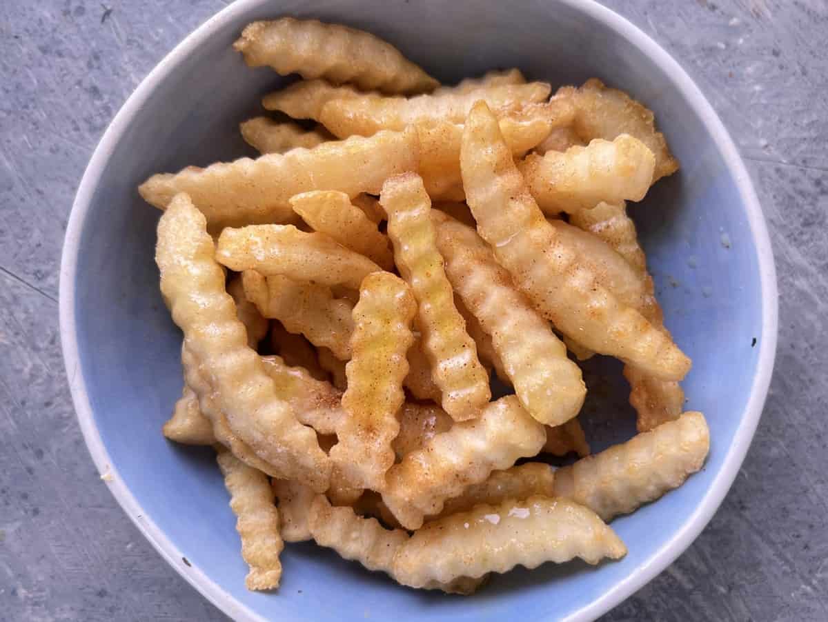 Air fryer reheated fries | Reheat fries in air fryer - SecondRecipe