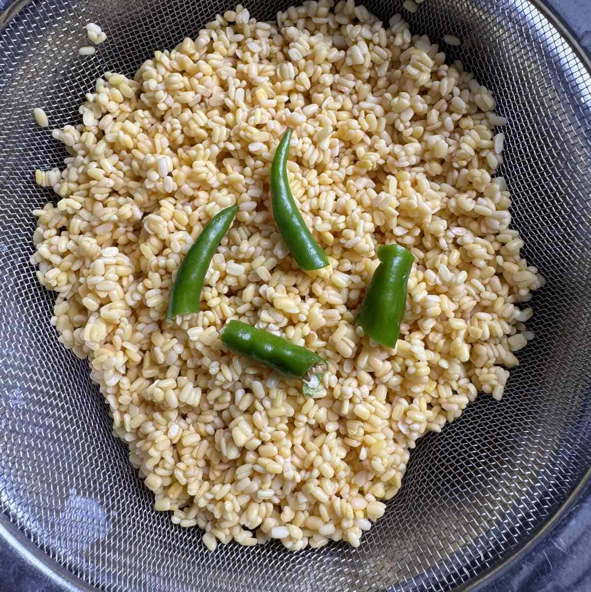 Moong dal vadi recipe | homemade moong dal wadi - SecondRecipe