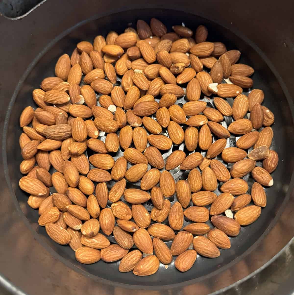 Air fryer roasted almonds | toasted almonds air fryer - SecondRecipe