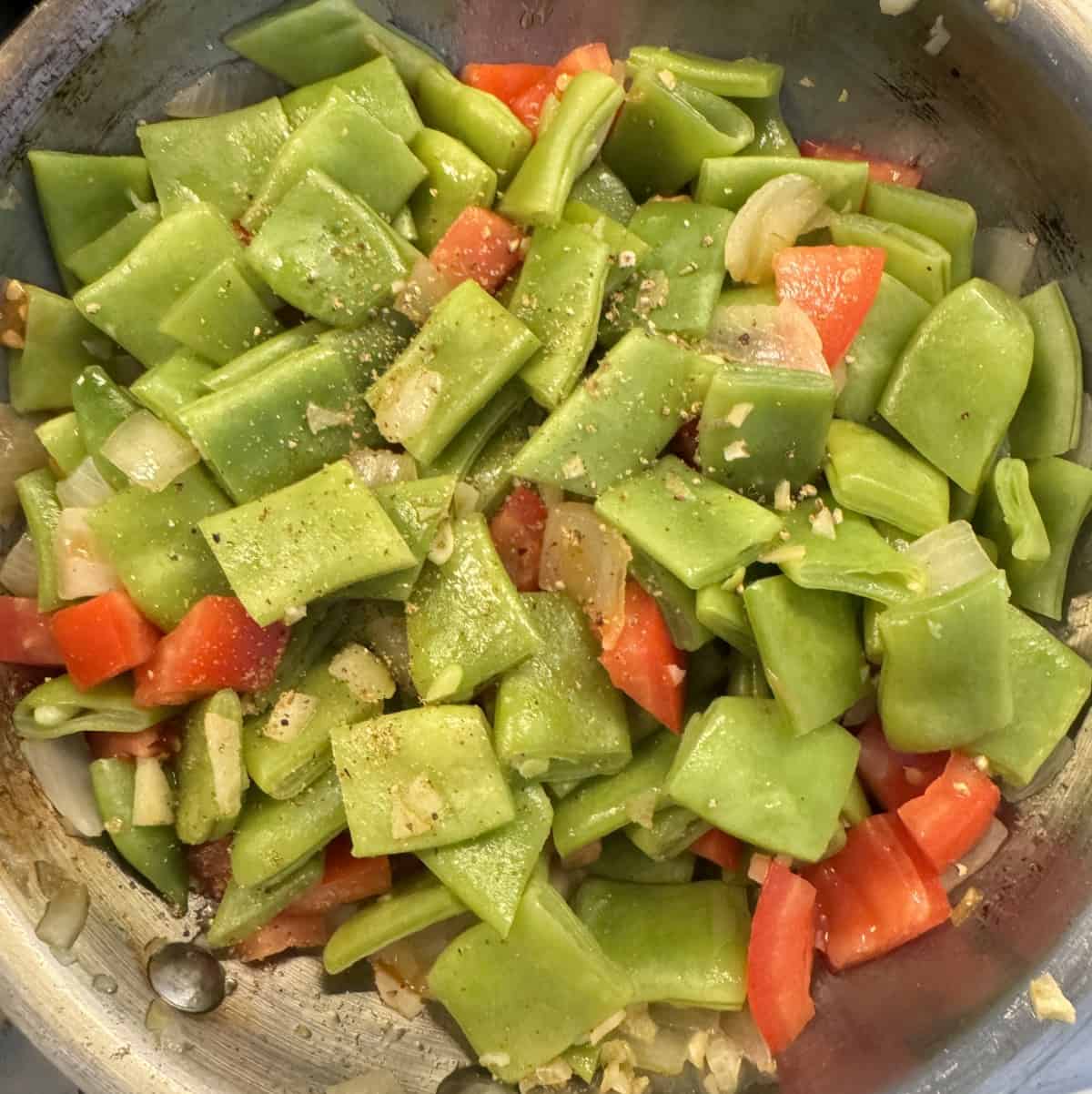 Italian style flat green beans | romano bean recipe - SecondRecipe