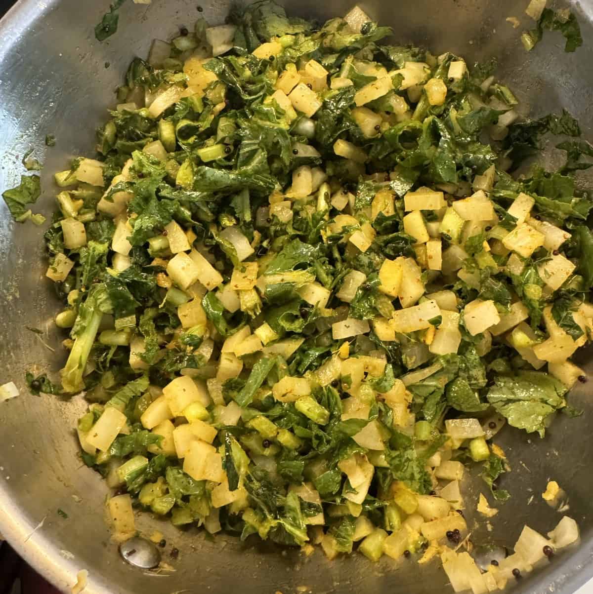 mooli ki sabzi | Indian radish curry with leaves - SecondRecipe