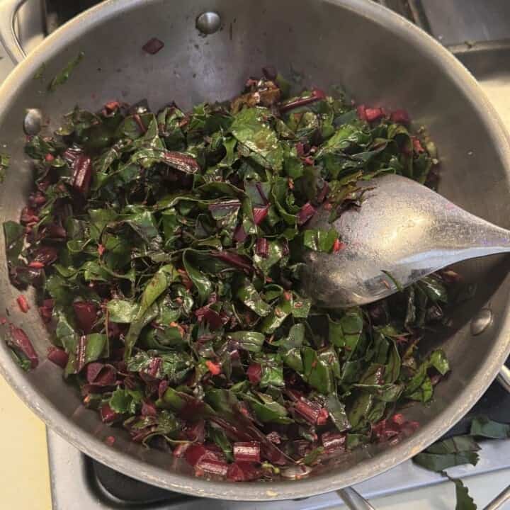 beet greens stir fry | Beetroot Leaves Thoran recipe - SecondRecipe